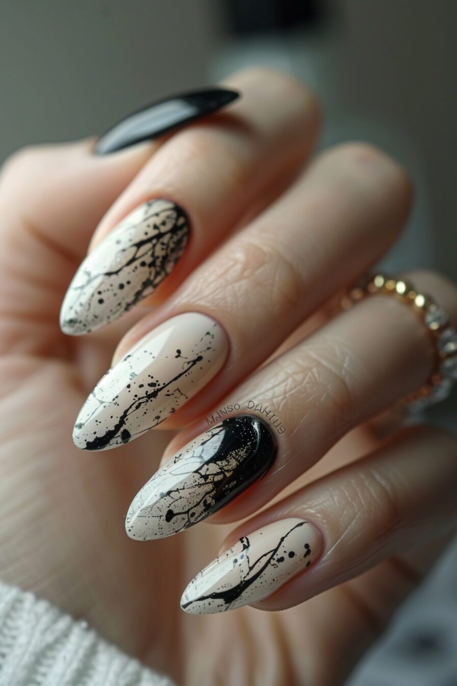 35+ Minimalist Nail Designs For A Chic Look In 2024 - Latest & Trendy ...
