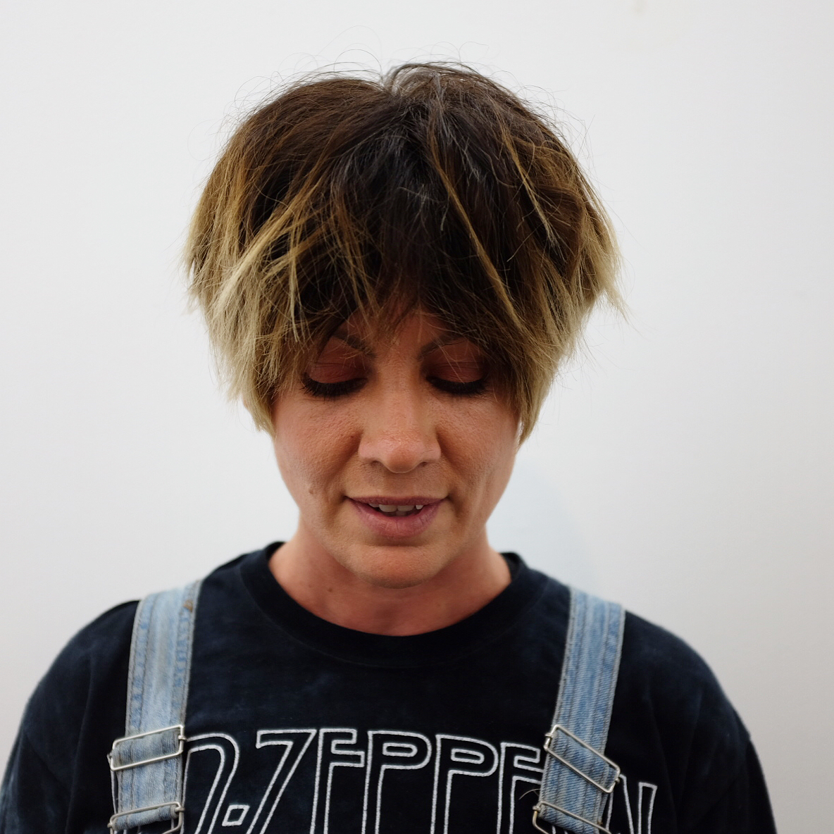 15 Stunning Bowl Haircut for Women Trending This Year - Latest & Trendy ...