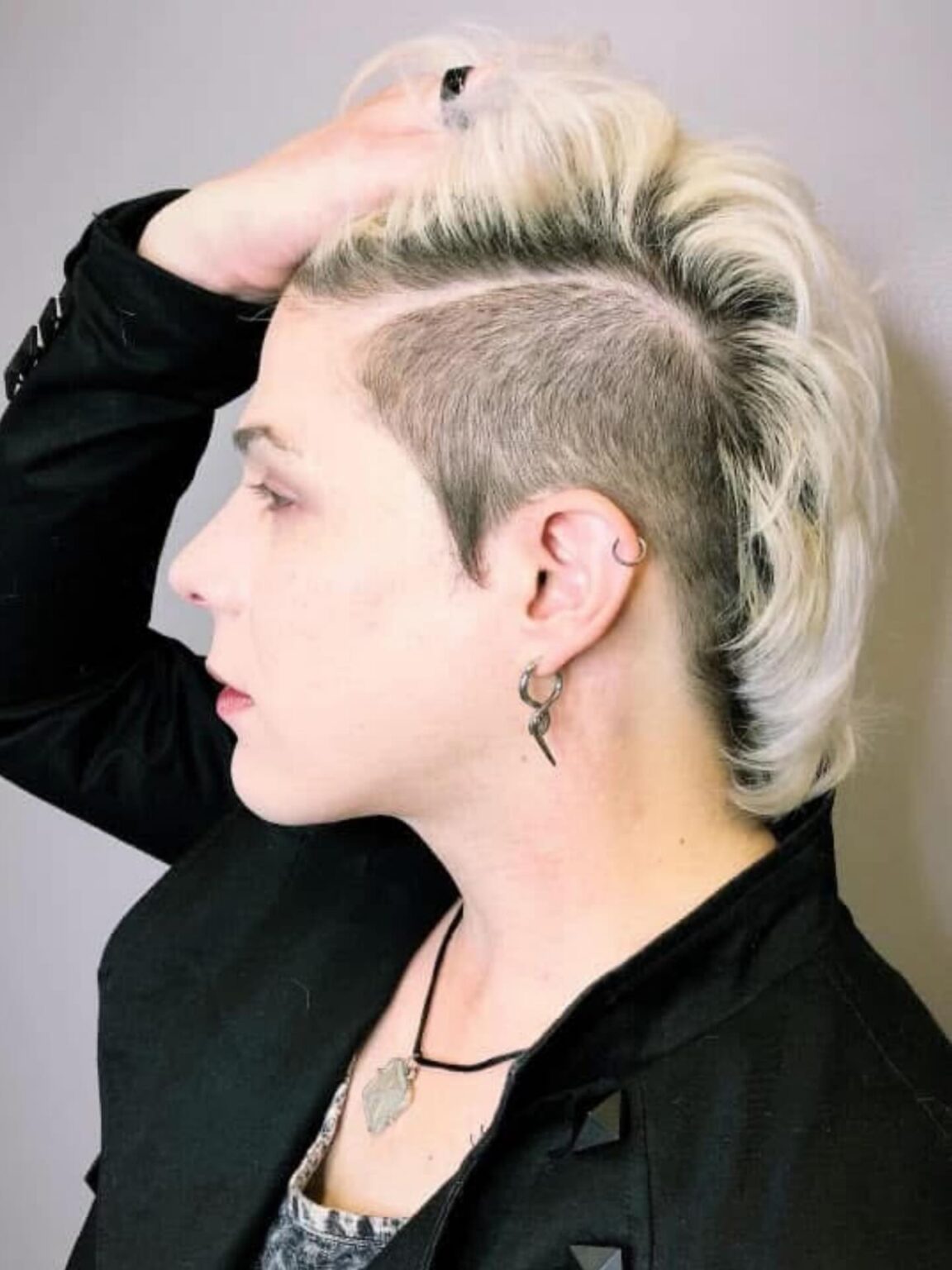 15 Mohawk Hairstyles for Women: From Subtle to Statement-Making ...