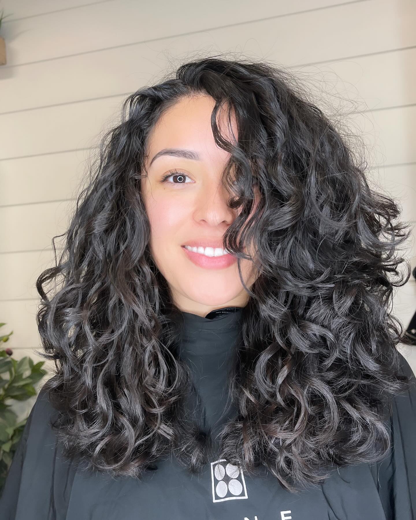 Long Curly Layers: 15 Hairstyles That Add Bounce & Volume | 2026 ...